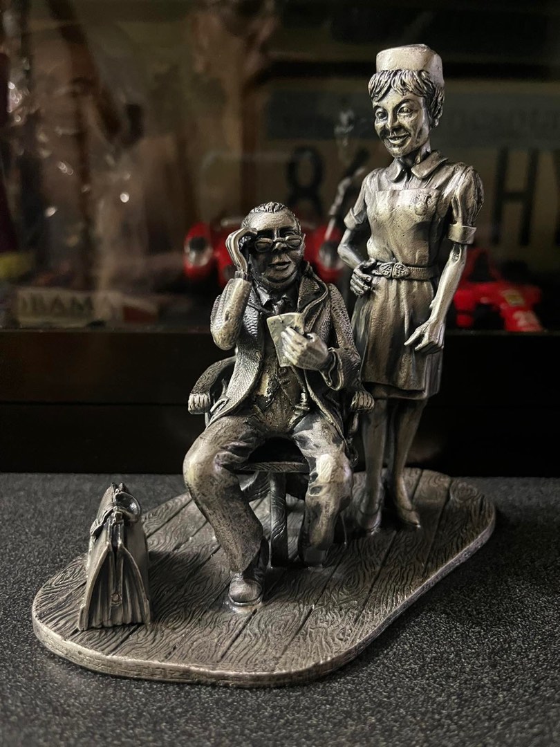 Evergreen Studio Collection, Hobbies & Toys, Memorabilia & Collectibles ...
