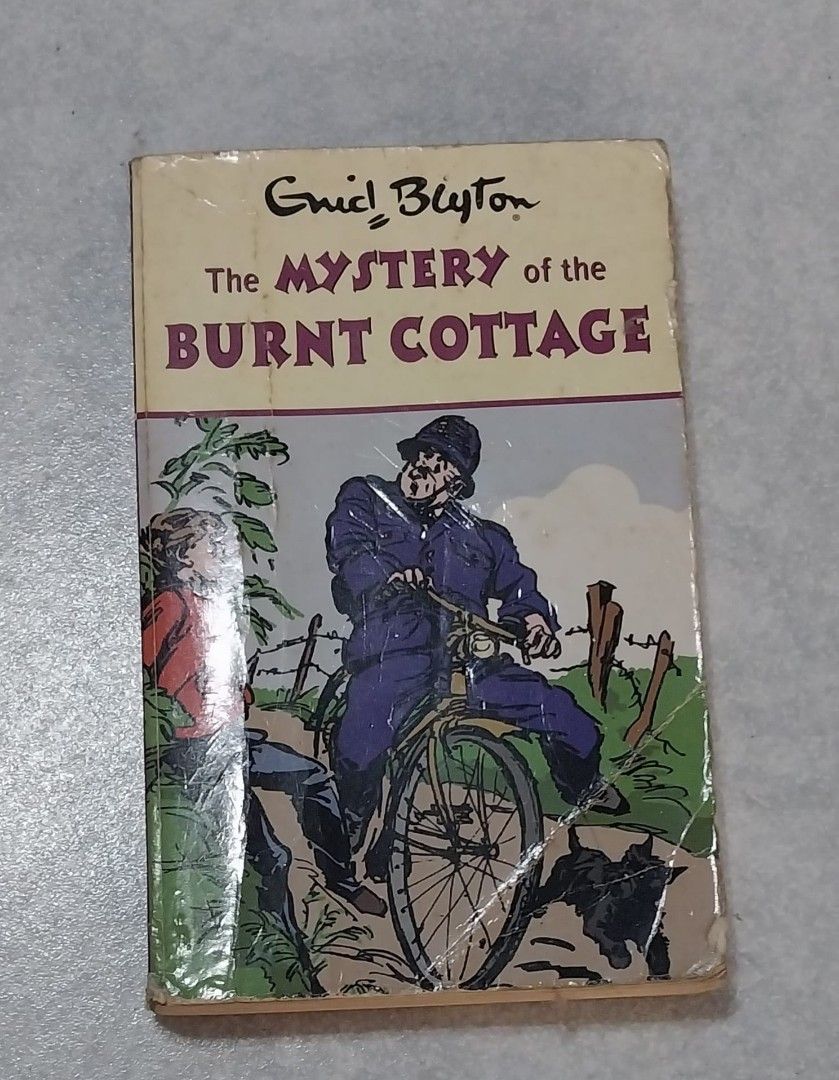 Famous Five the mystery of the burnt cottage, Hobbies & Toys, Books ...