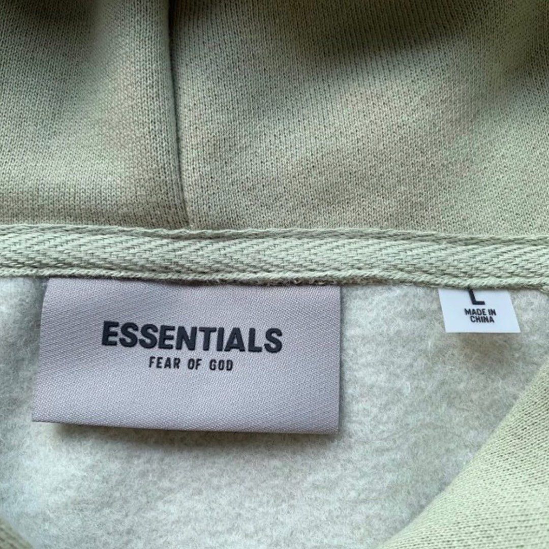 Fear Of God Essentials 3M Reflective Text Logo Hoodie, Men's Fashion ...