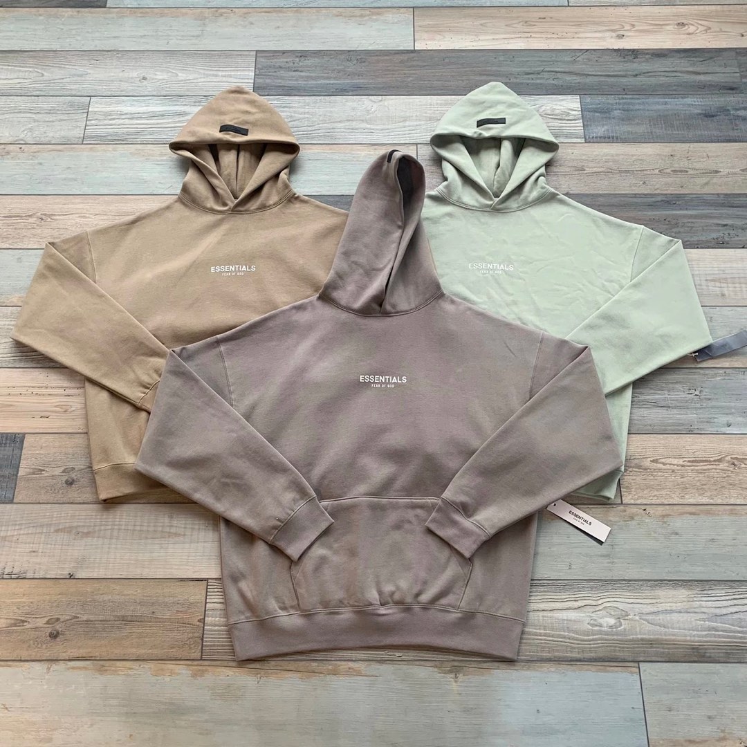 Fear Of God Essentials Center Text Logo Hoodie, Men's Fashion, Tops ...
