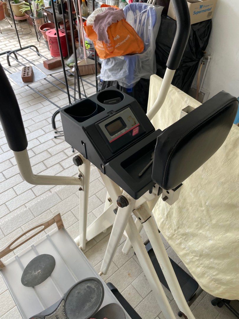 *FREE* Exercise walker, Sports Equipment, Exercise & Fitness, Cardio ...