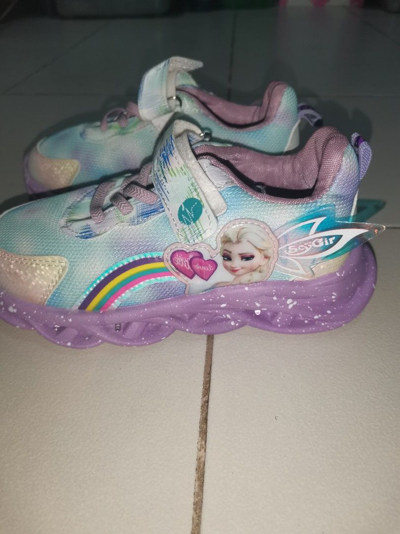 Frozen Elsa shoes with light, Babies & Kids, Babies & Kids Fashion on ...