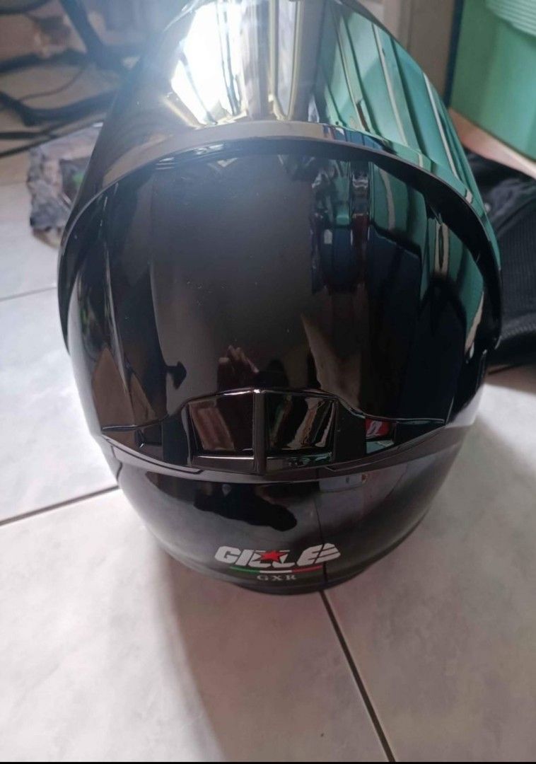 Gillie gxr modular helmet, Motorbikes, Motorbike Parts & Accessories, Helmets and other Riding ...