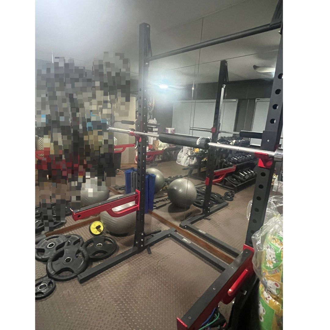 Half squat rack with barbell, Sports Equipment, Exercise & Fitness ...