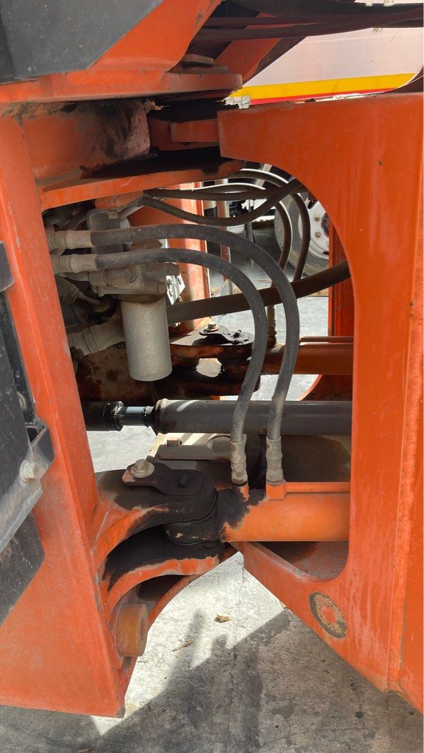 Hitachi Loader LX80 1.6cubic bucket, Special Vehicles, Heavy Vehicles ...