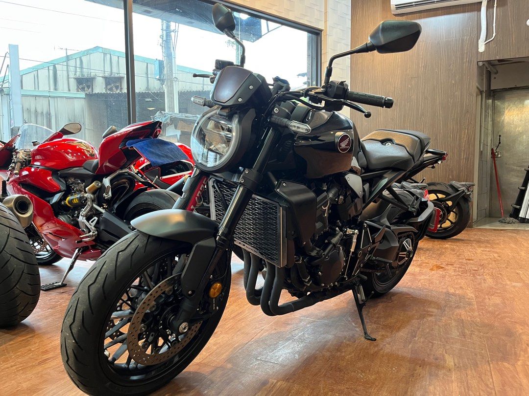 HONDA CB1000R, 機車, 重機在旋轉拍賣