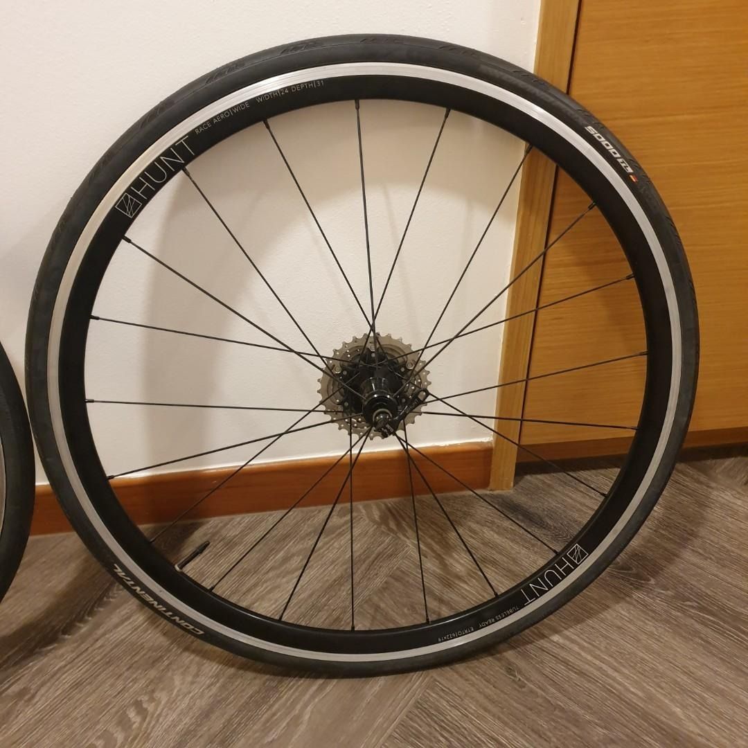 Hunt Race Alloy Aero Wide Rim Brake Wheelset, Sports Equipment ...