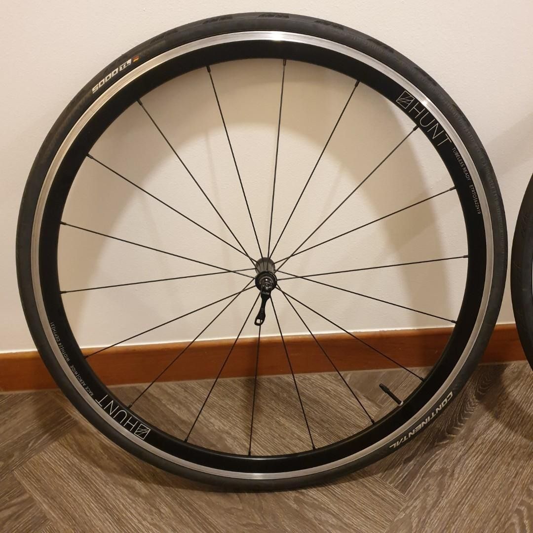 Hunt Race Alloy Aero Wide Rim Brake Wheelset, Sports Equipment ...