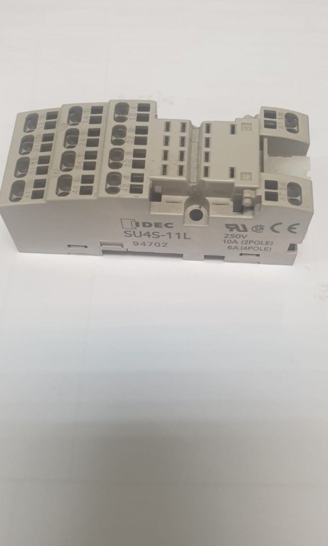 Idec 4 pole Spring Clamp Din Rail Socket, TV & Home Appliances ...