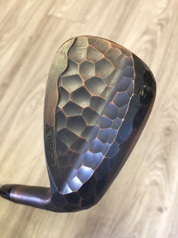 Itobori 52 degree wedge, Sports Equipment, Sports & Games, Golf on Carousell