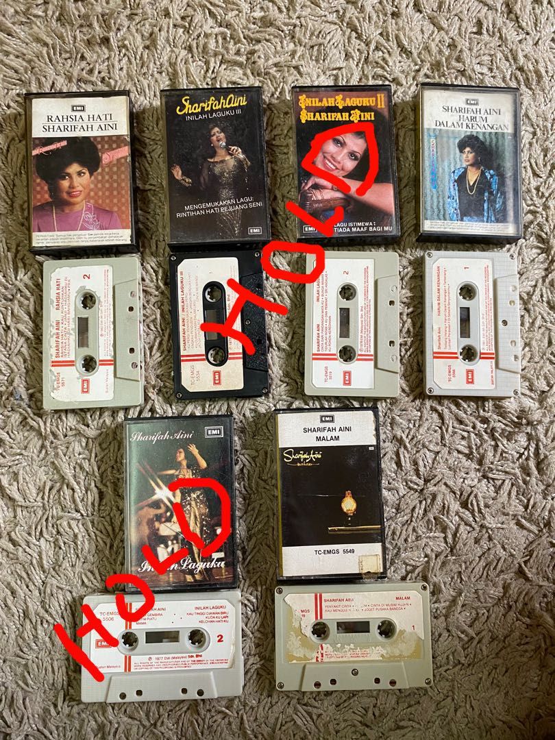 Kaset sharifah aini, Hobbies & Toys, Music & Media, CDs & DVDs on Carousell