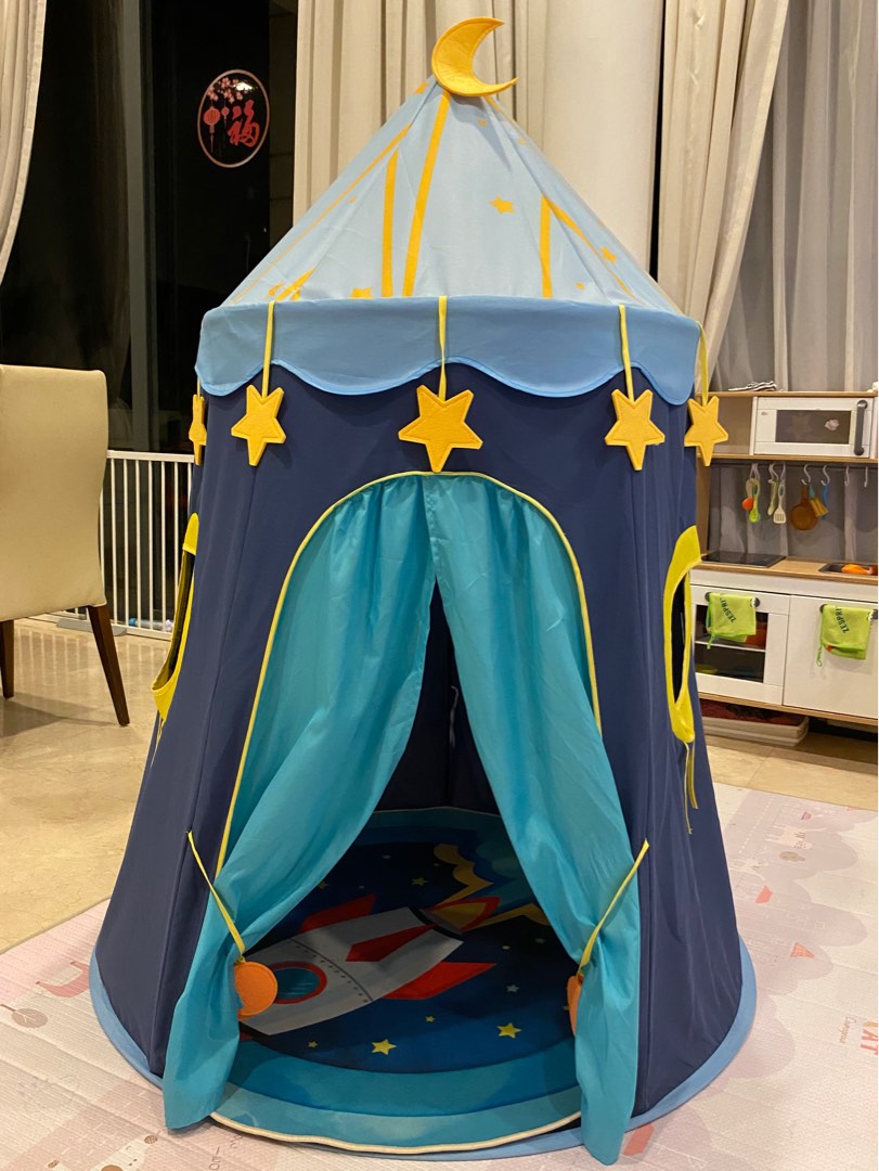 Space-themed kids tent, Babies & Kids, Infant Playtime on Carousell