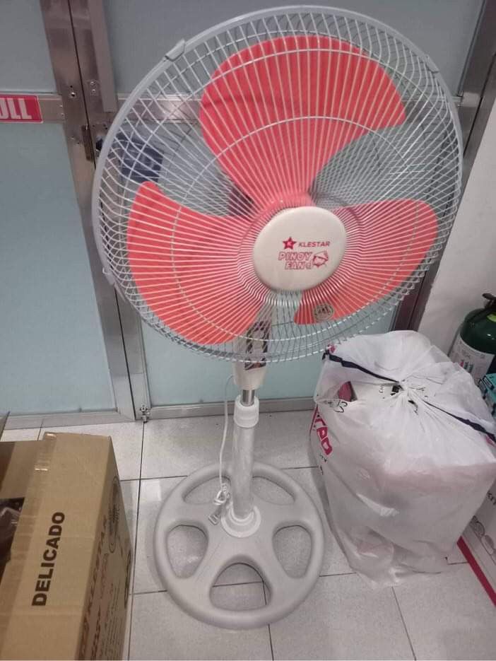 KLESTAR 16" Stand Fan Plastic Blade White KSF16, Furniture & Home Living, Lighting & Fans, Fans ...