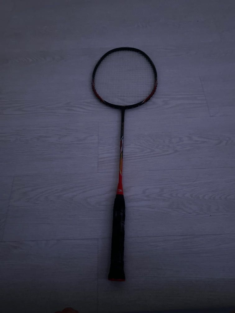 lining badminton racket, Sports Equipment, Sports & Games, Racket ...