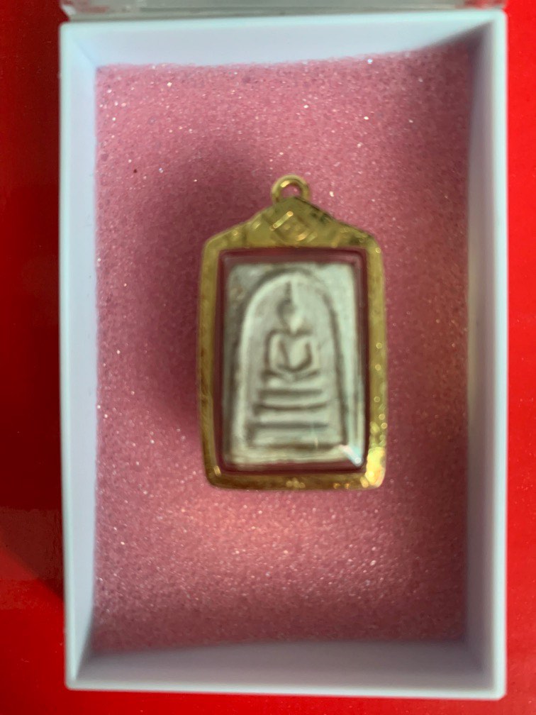 Lp Toh lp pae somdej yant tri 2512, Hobbies & Toys, Memorabilia ...