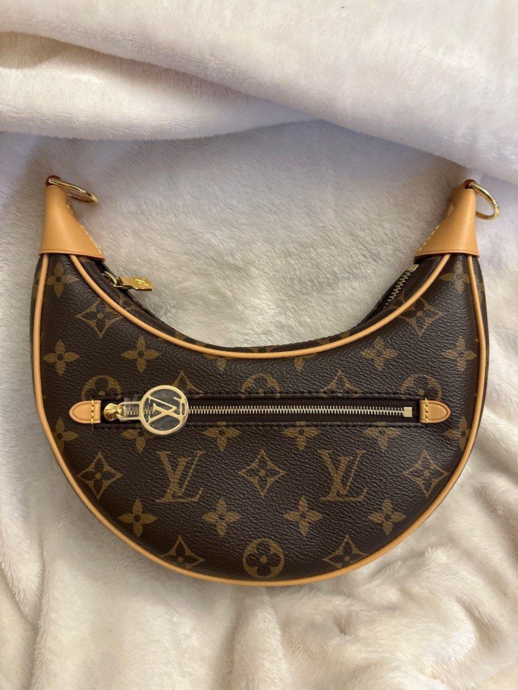全新Lv loop 月亮 包 2way 袋, 名牌, 手袋及銀包 - Carousell