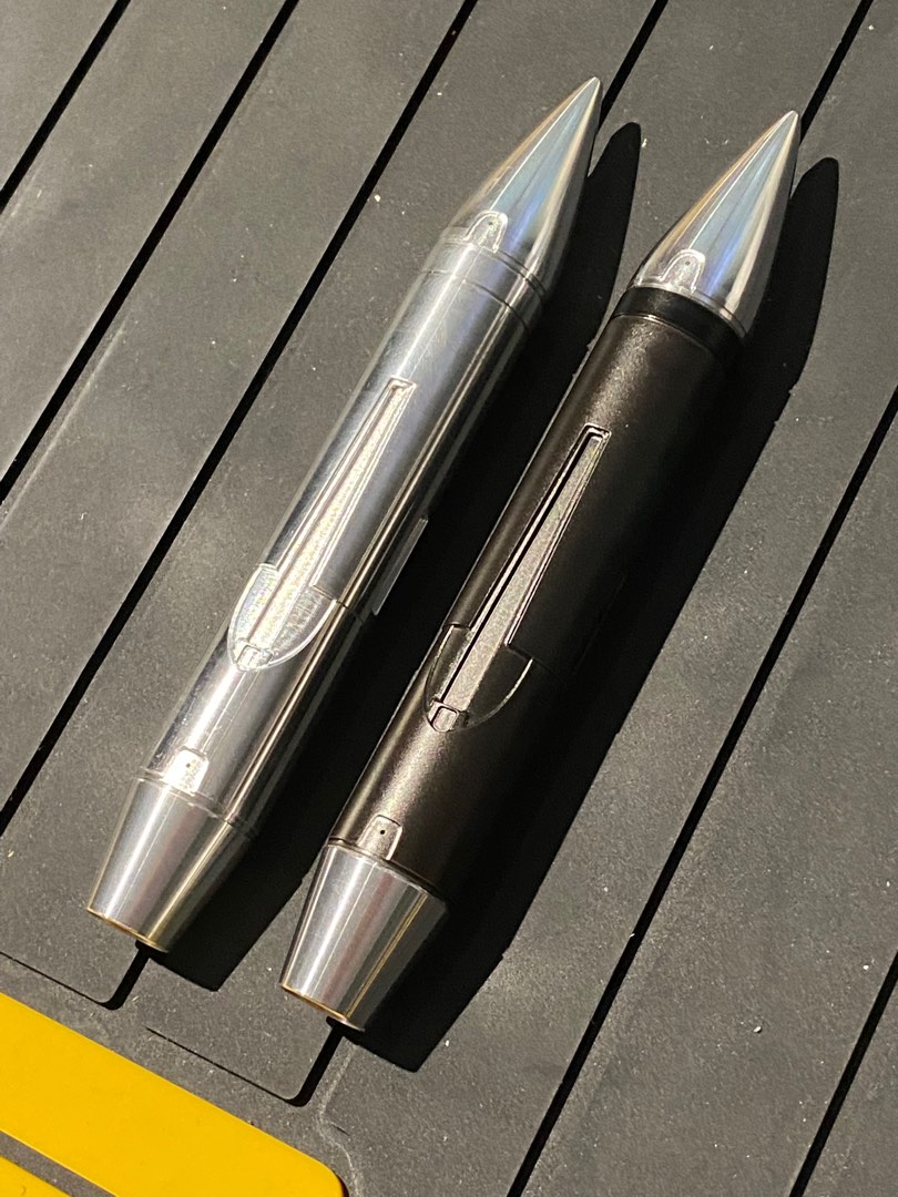 Marvel Iron Man 2 prop replica Warmachine Ex-wife Missile, Hobbies ...