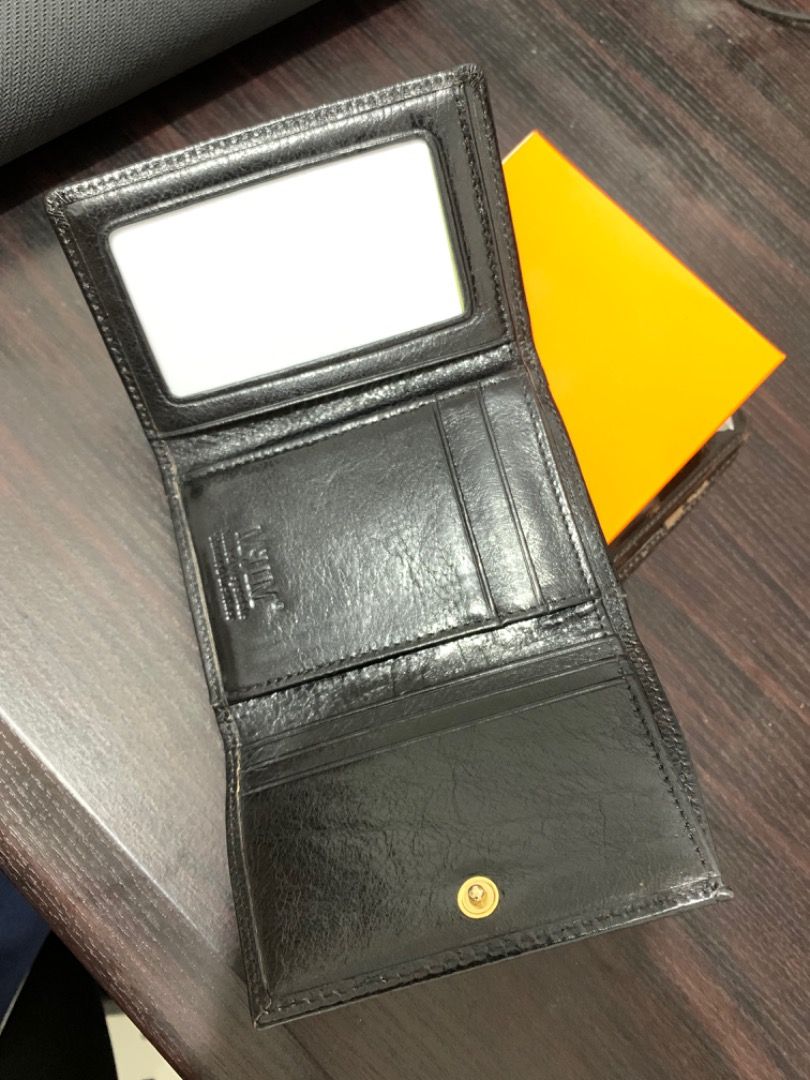 McJim Premium Veg Tanned Leather Trifold Wallet, Men's Fashion, Watches ...