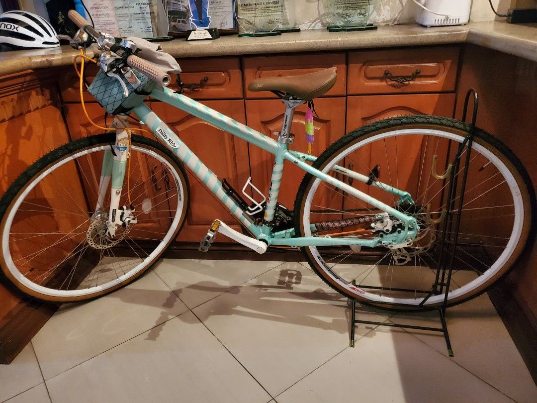 Merida Juliet Crossway- RUSH SALE, Sports Equipment, Bicycles & Parts ...