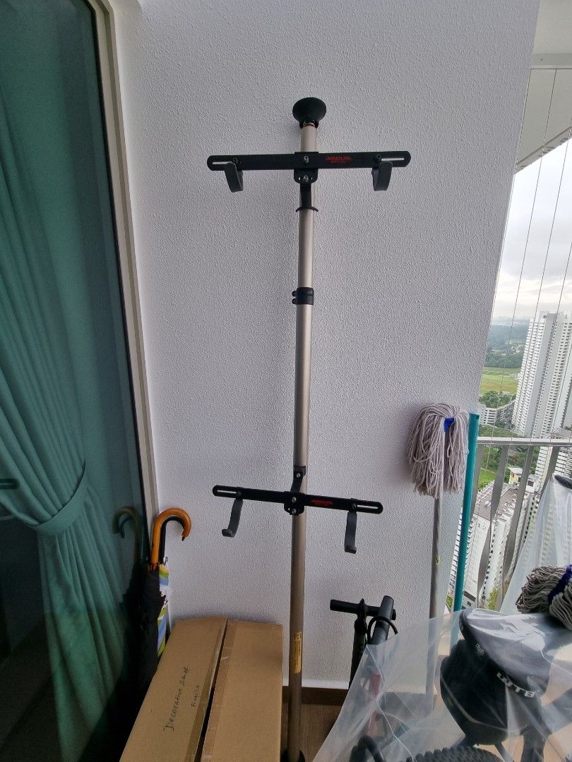 Minoura floor to ceiling bike tower for 2 bikes, Sports Equipment ...