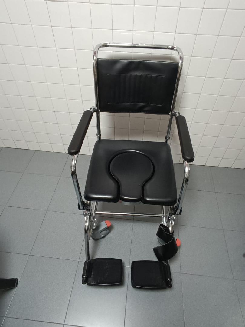 Mobile Commode, Health & Nutrition, Assistive & Rehabilatory Aids ...