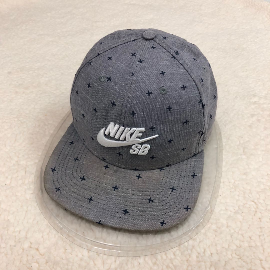 Nike SB, Men's Fashion, Watches & Accessories, Cap & Hats on Carousell