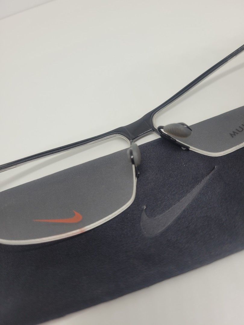 Nike Sport Titanium Half Frame Polish Black, Men's Fashion, Watches ...