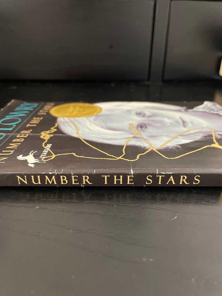 Number The Stars by Lois Lowry, Hobbies & Toys, Books & Magazines ...