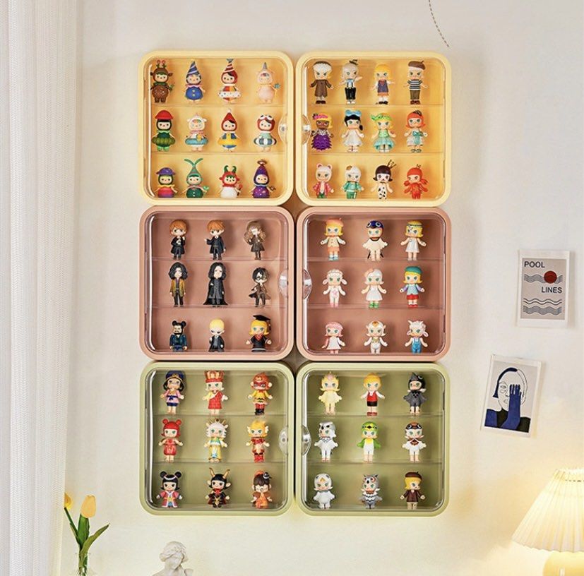 pop mart display, Hobbies & Toys, Toys & Games on Carousell