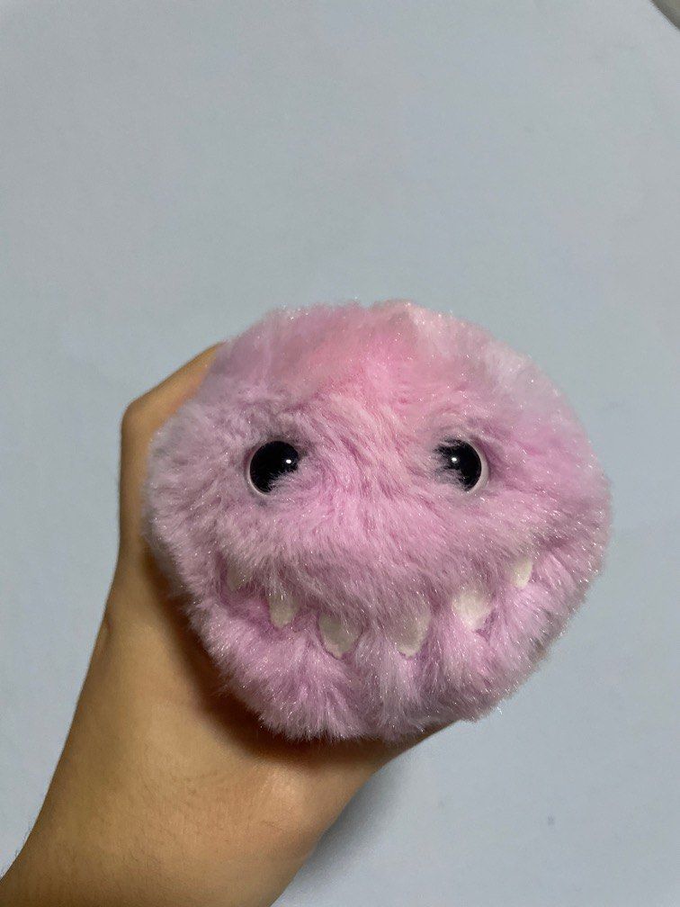 Popmart Fluffy Keychain Plush, Hobbies & Toys, Memorabilia ...