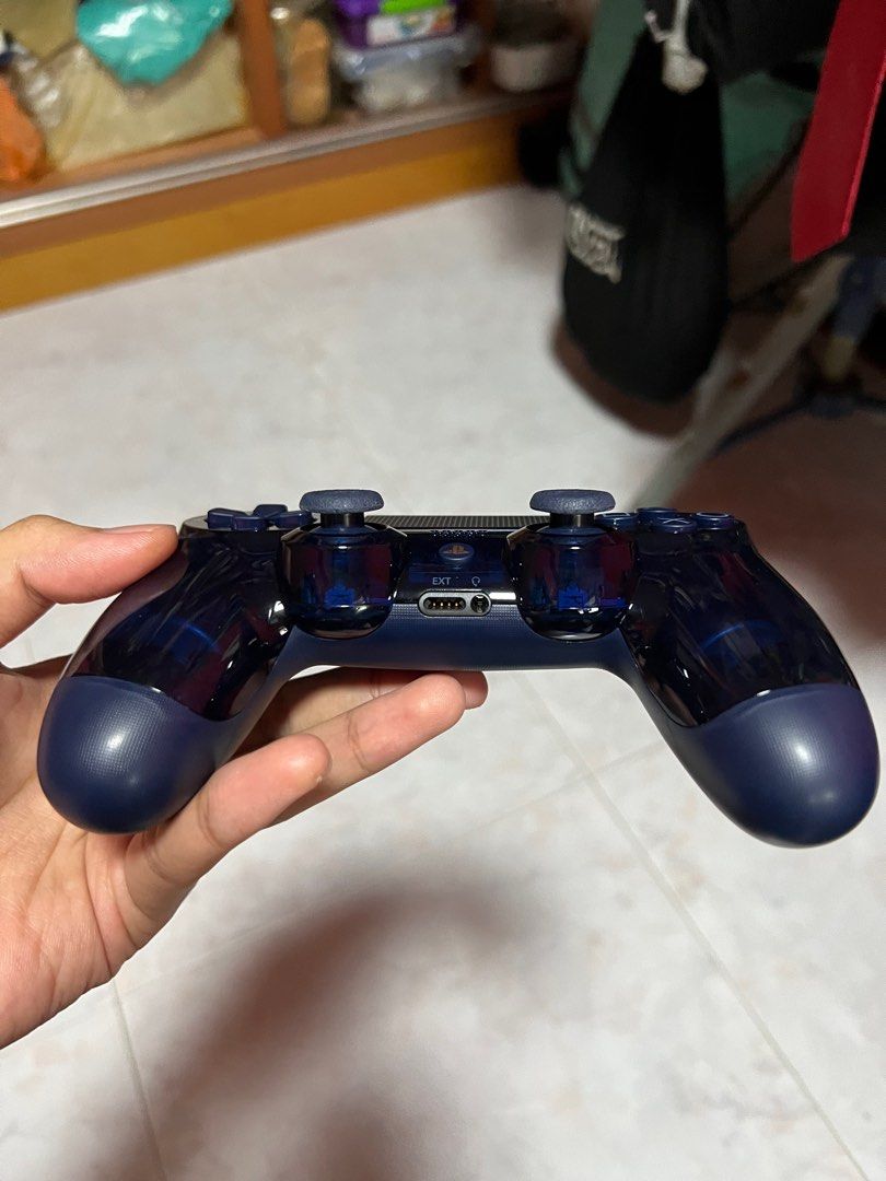 PS4 Dualshock 4 500 Million Limited Edition Wireless Controller, Video ...