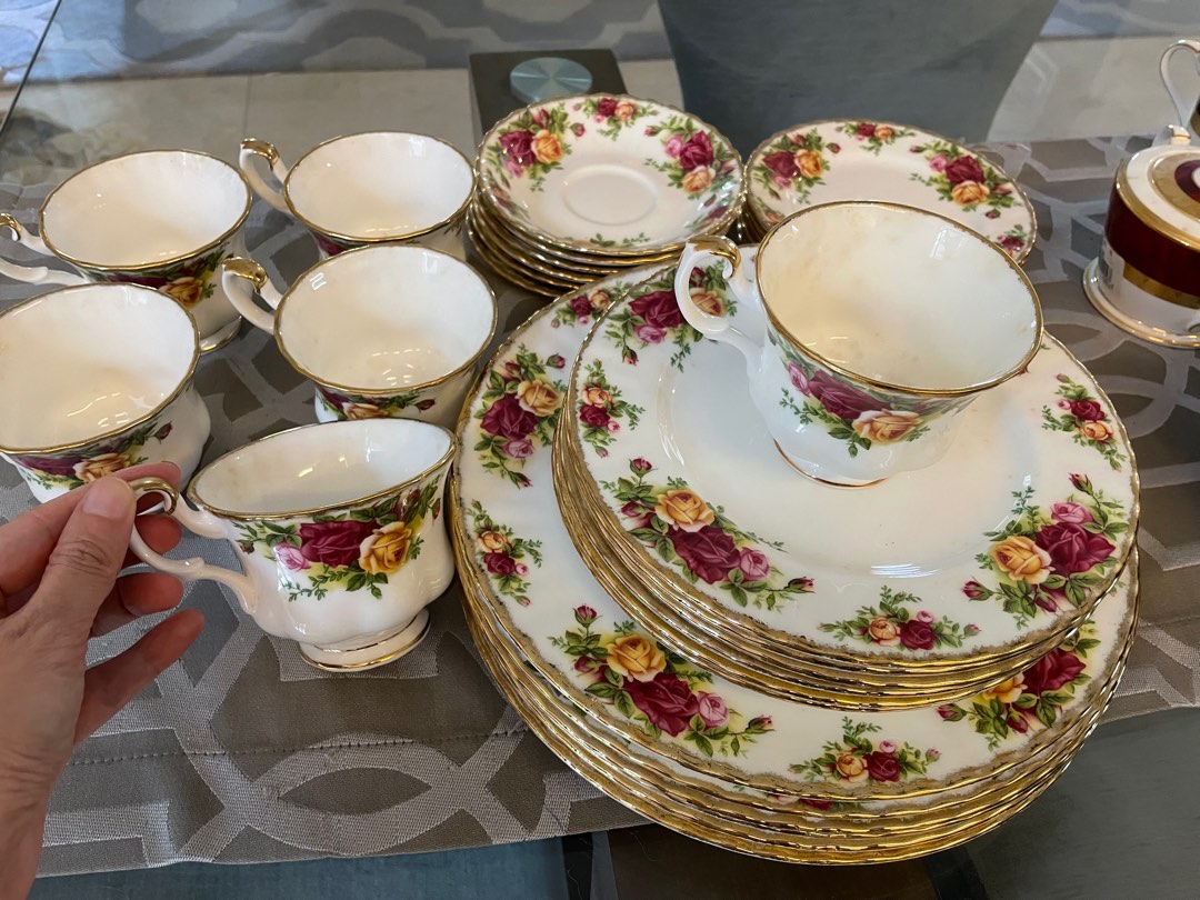 Royal Albert Classic Old Country Roses, Furniture & Home Living ...