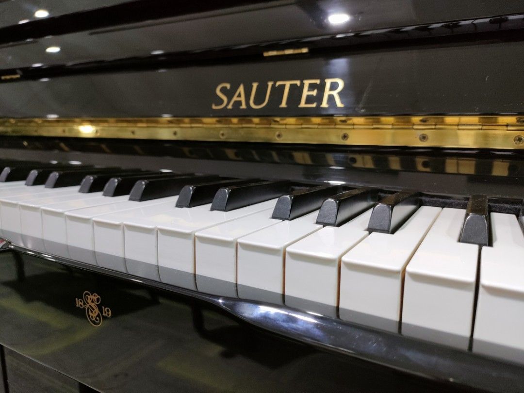 Sauter Competence 130, Hobbies & Toys, Music & Media, Musical Instruments on Carousell
