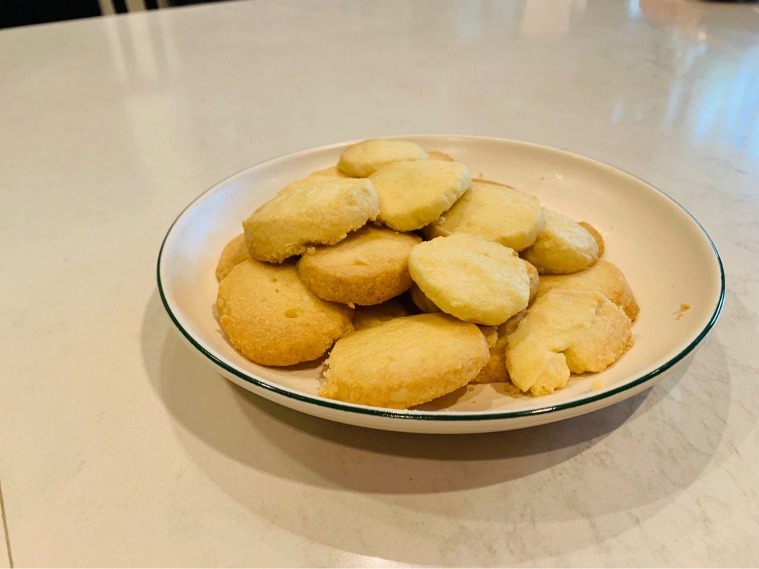 SCS Homemade Butter Cookies, Food & Drinks, Homemade Bakes on Carousell
