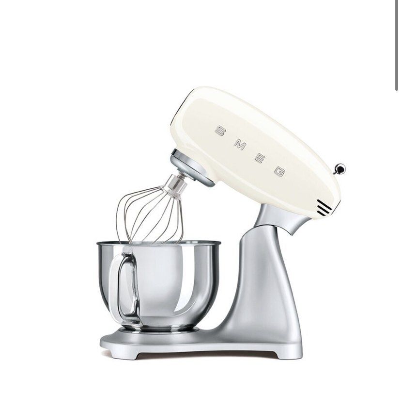 Smeg Stand Mixer (cream), TV & Home Appliances, Kitchen Appliances ...