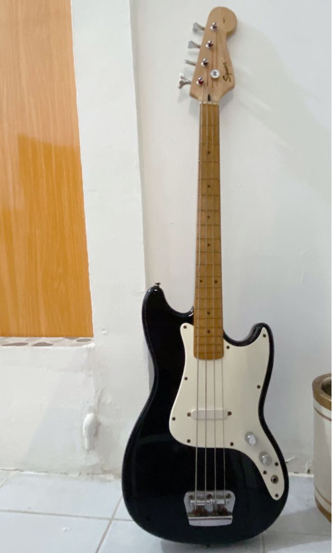 Squier Bronco Bass & Fender Rumble 15 Amplifier, Hobbies & Toys, Music ...
