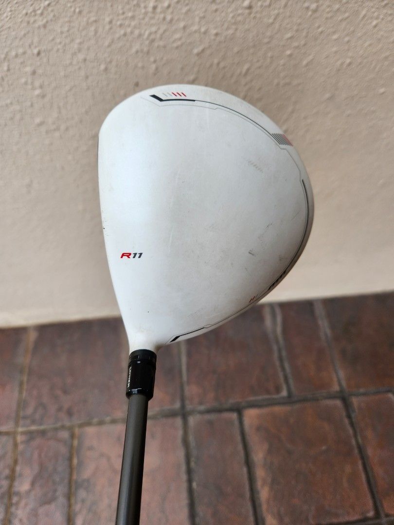Taylormade R11s Driver, Sports Equipment, Sports & Games, Golf on Carousell
