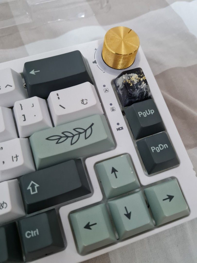 TM 680 Custom Mechanical Keyboard, Computers & Tech, Parts ...