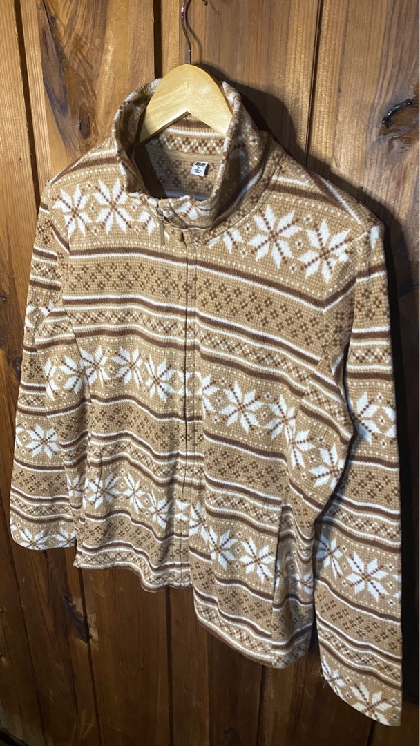 Uniqlo Aztec Fleece Jacket, Men's Fashion, Coats, Jackets and Outerwear ...