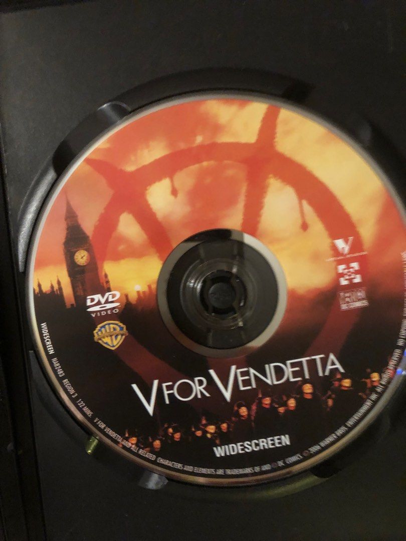 V for vendetta DVD, 興趣及遊戲, 音樂樂器 & 配件, 音樂與媒體 - CD 及 DVD - Carousell