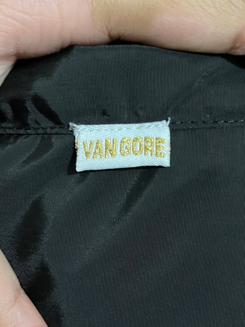 Van Gore nylon shorts, Men's Fashion, Bottoms, Shorts on Carousell