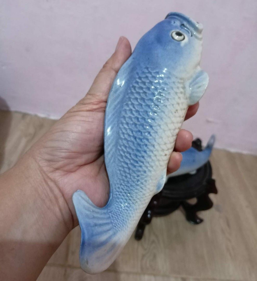 Vas Dinding motif Ikan, Antik, Pajangan di Carousell