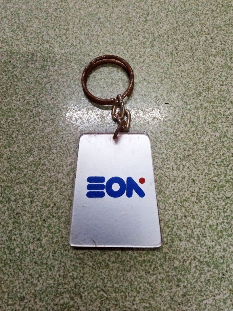 Vintage 80's/90's Proton Saga, Eon Keychain, Rantai kunci., Hobbies ...