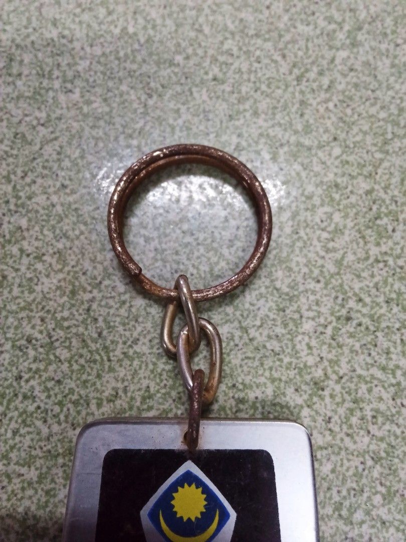Vintage 80's/90's Proton Saga, Eon Keychain, Rantai kunci., Hobbies ...