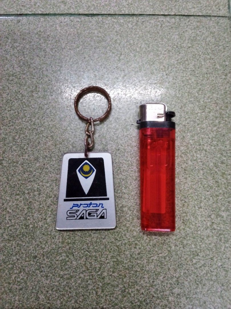 Vintage 80's/90's Proton Saga, Eon Keychain, Rantai kunci., Hobbies ...