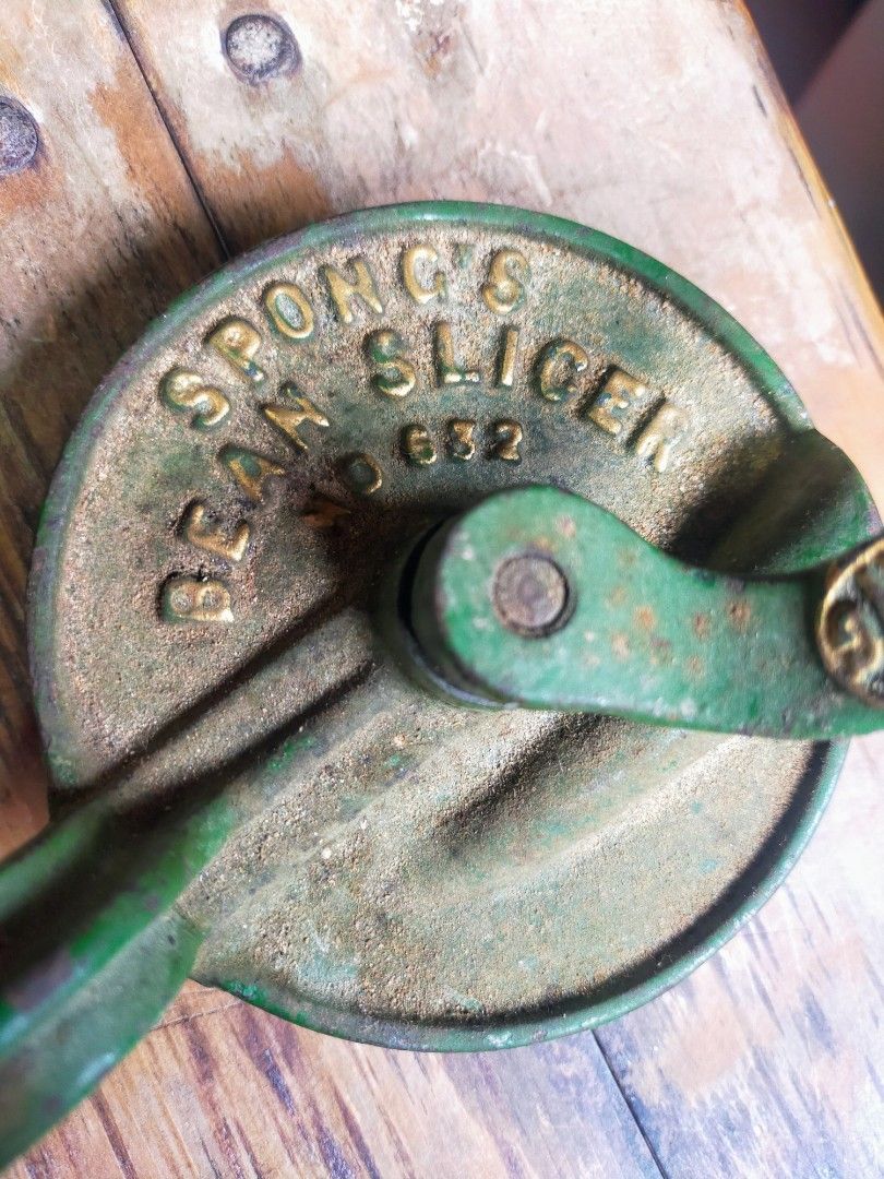 Vintage Spong's bean slicer, Hobbies & Toys, Memorabilia & Collectibles ...