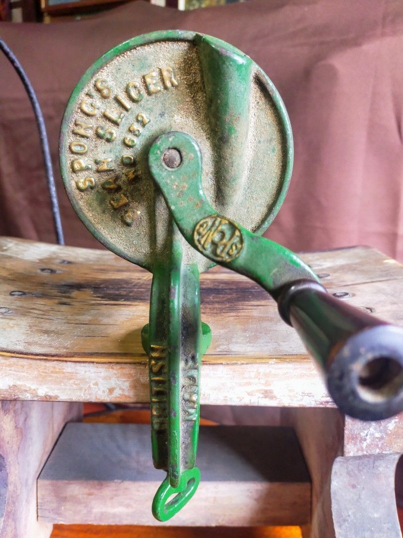 Vintage Spong's bean slicer, Hobbies & Toys, Memorabilia & Collectibles ...