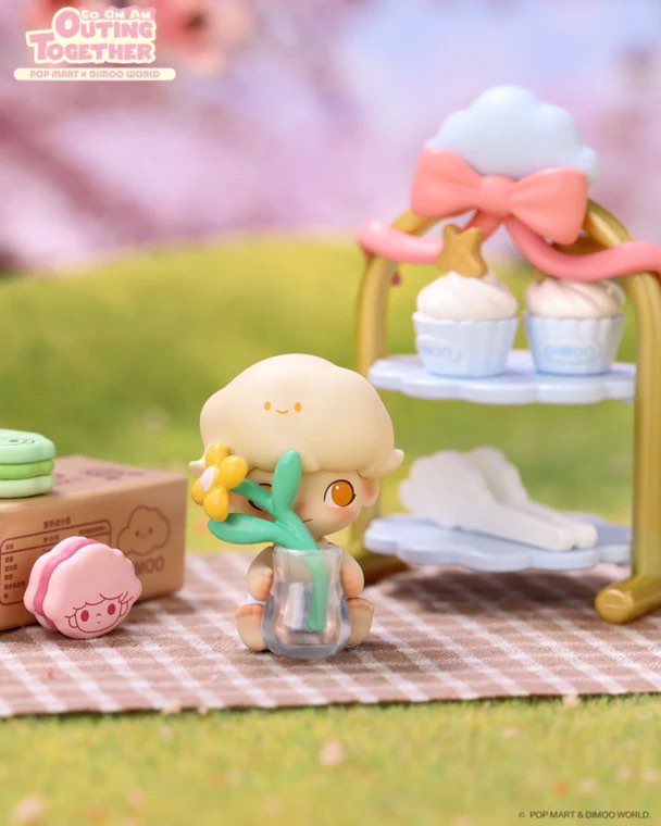 WTS | popmart dimoo blind box , go out on an outing together , desert ...