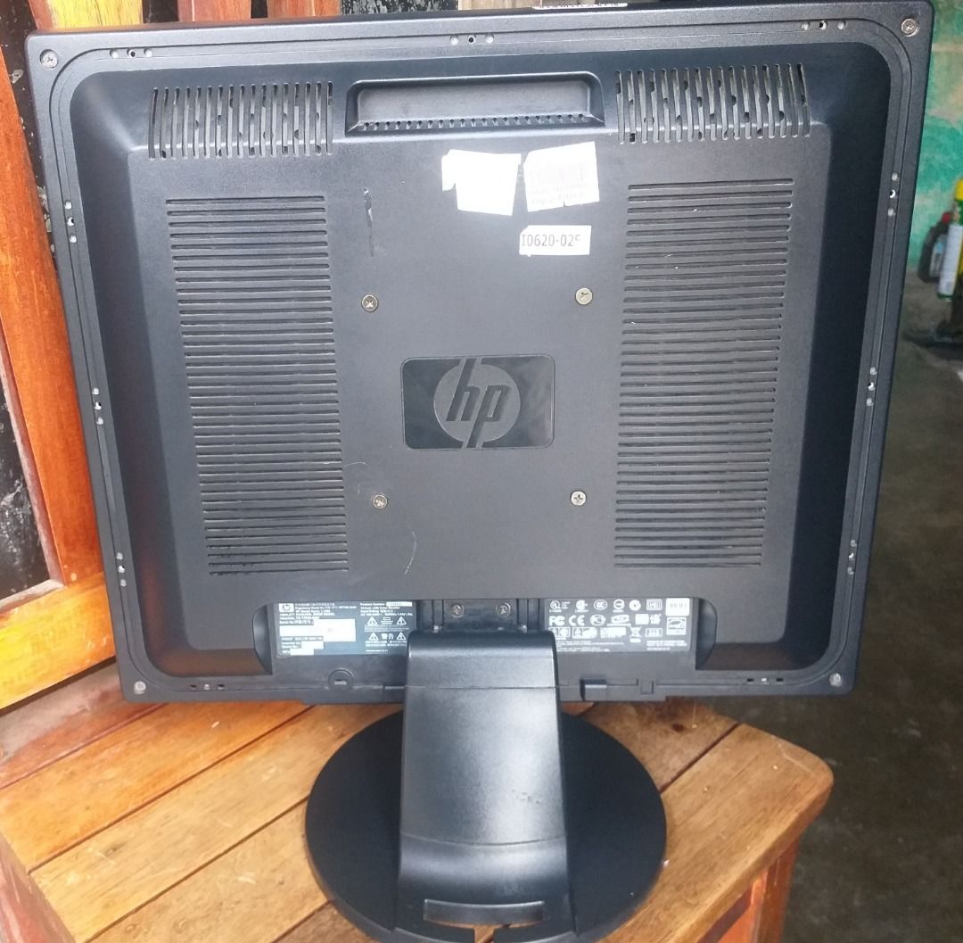 19* Monitor ( HP L1906 ), Computers & Tech, Parts & Accessories ...