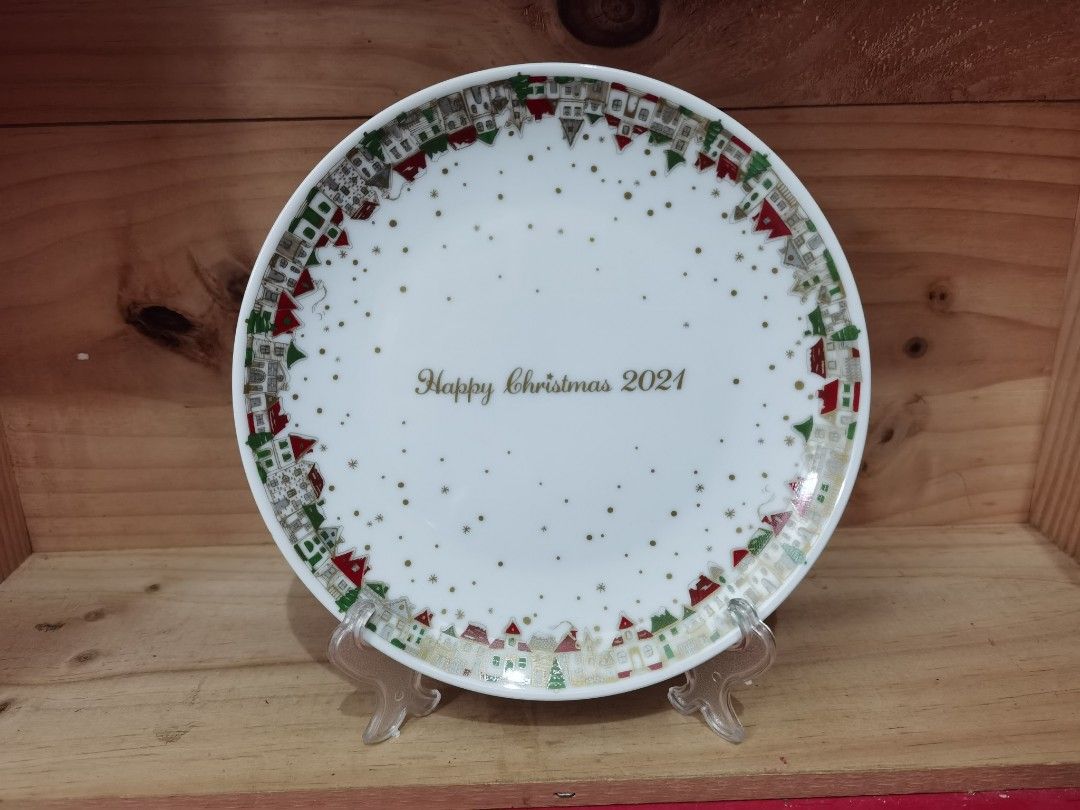2021 KFC Christmas Season Plate collection, Furniture & Home Living ...